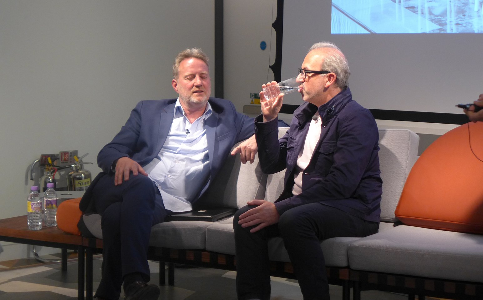 REPORT XL-salon #1-1: new approaches for work environments - Reports ...