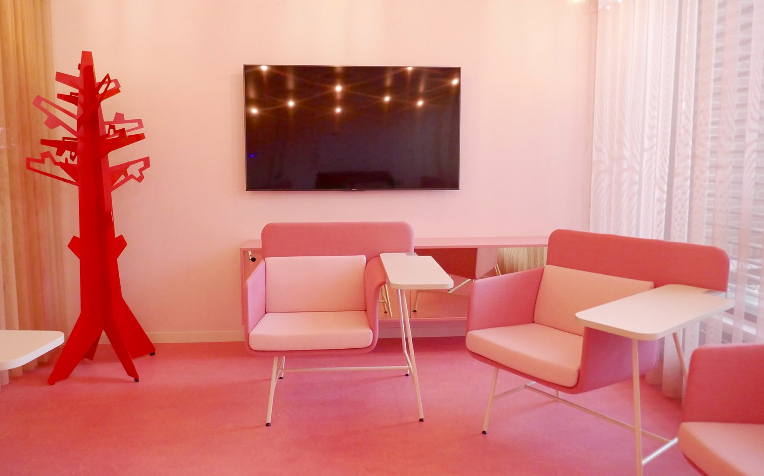 The Pink Salon - Work | Ineke Hans Studio
